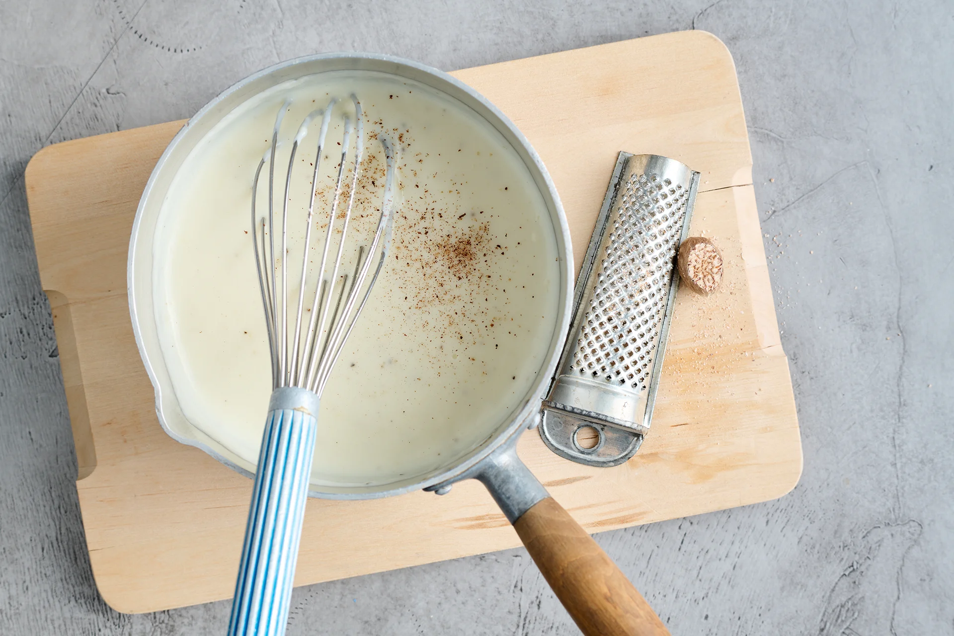 Sauce béchamel - Recette Croqu'menus